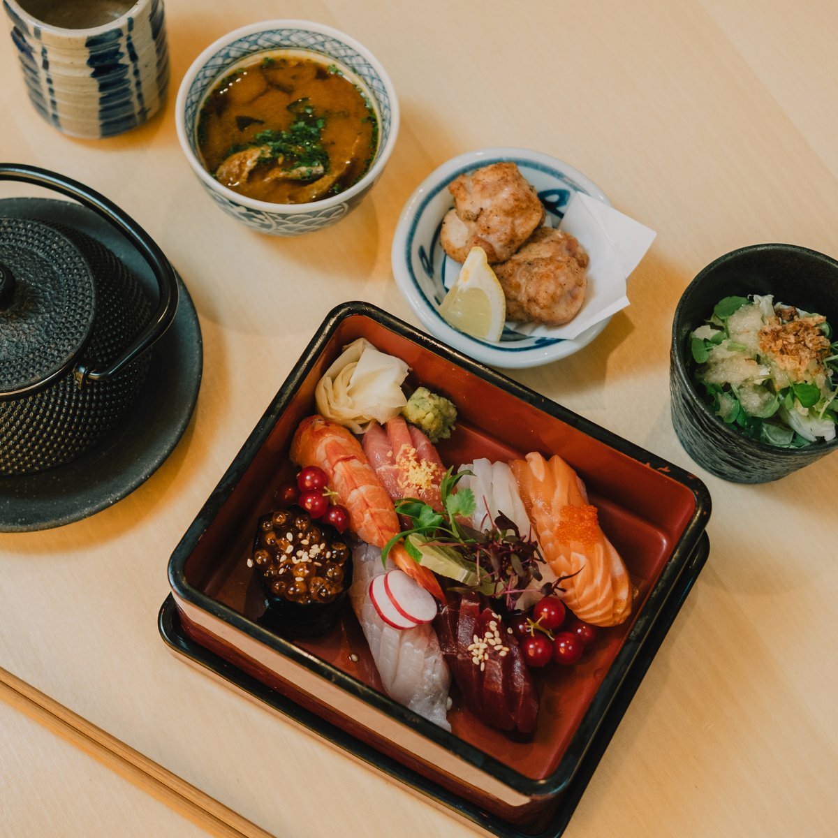 Akira | Lunch Menu